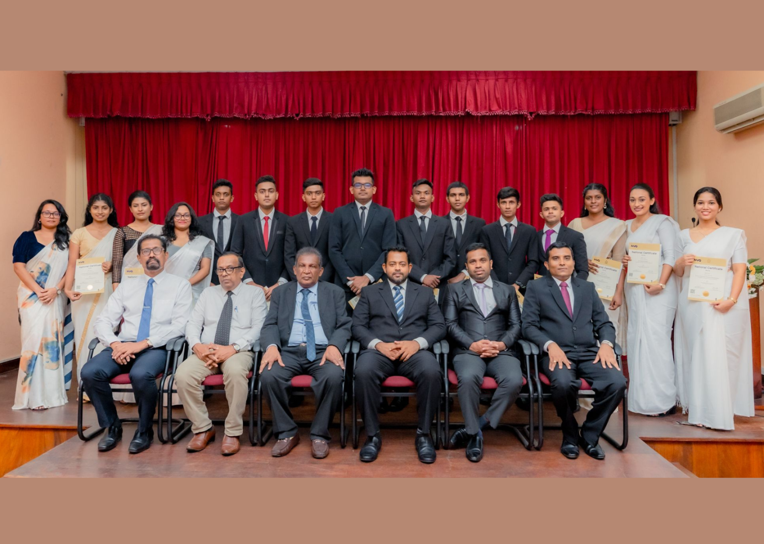 Graduation of Sri Lanka's first TVEC-approved #NVQ Professional Barista ...